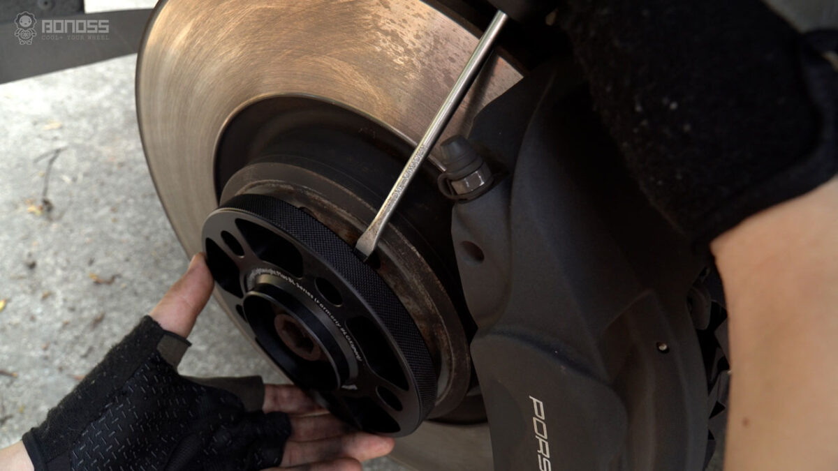 How to Remove Stuck Wheel Spacers?