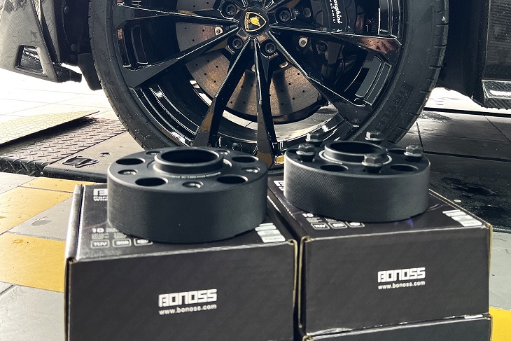 Will 2022 Lamborghini URUS Wheel Spacers Better Stance?