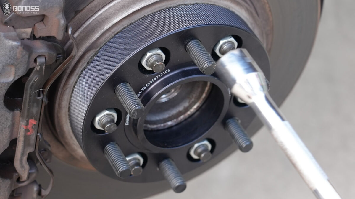 Is It Safe to Drive with 2023 Chevy Traverse Wheel Spacers?