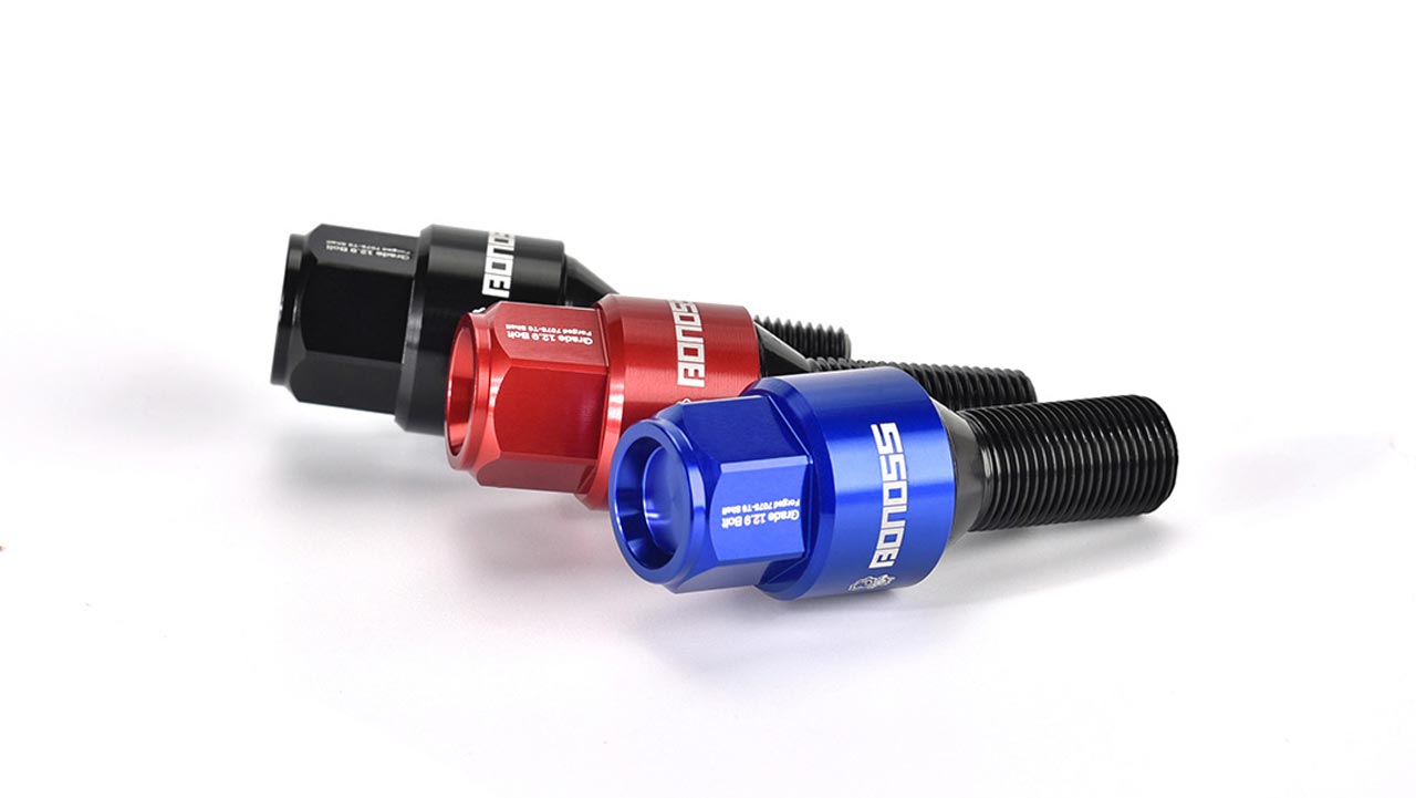 What Size Socket for Porsche Wheel Bolts?