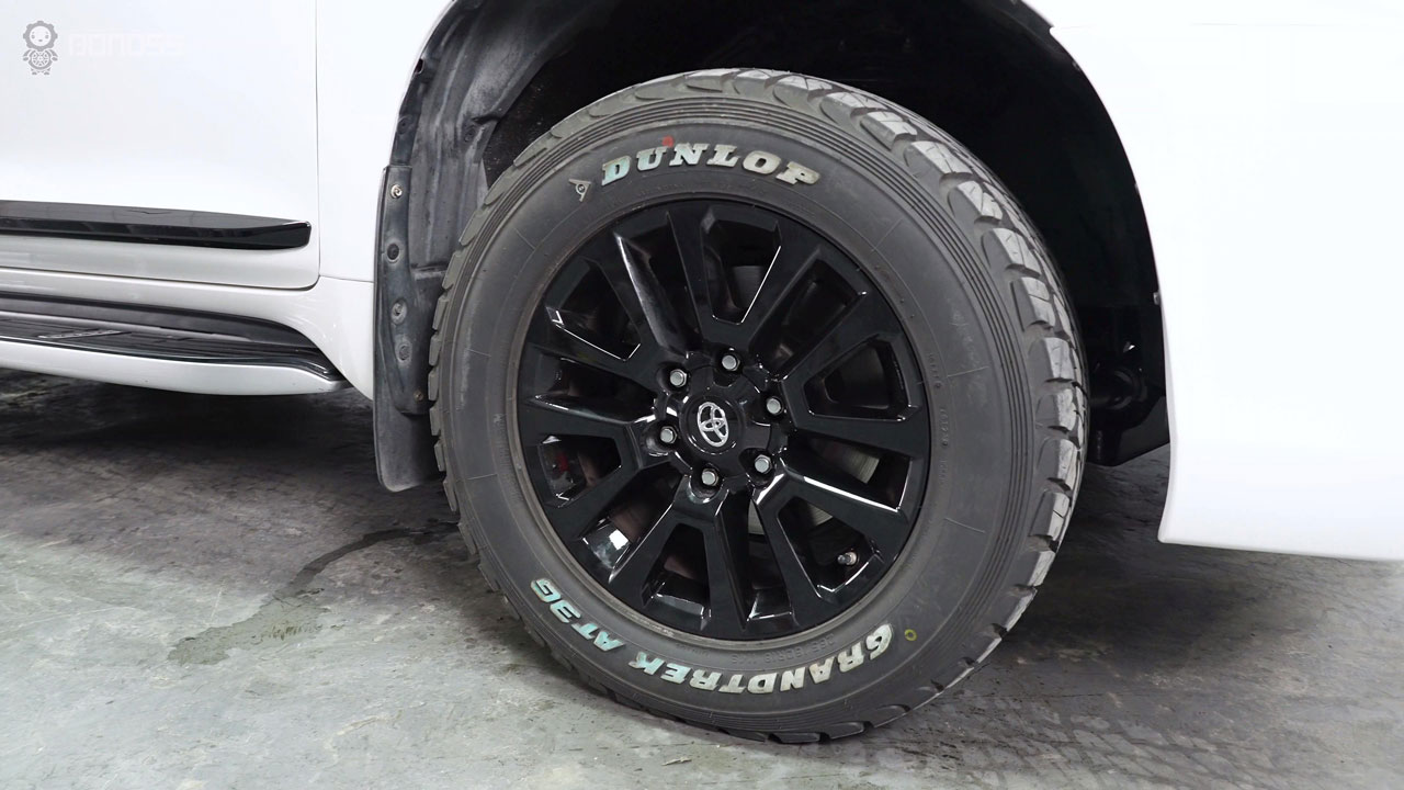 What Size Tire Spacers are on a 2025 Toyota Prado J250?