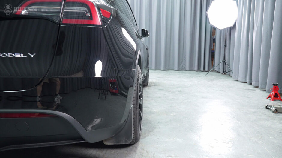 What is the Bolt Pattern on a 2024 Tesla Model Y Spacer?