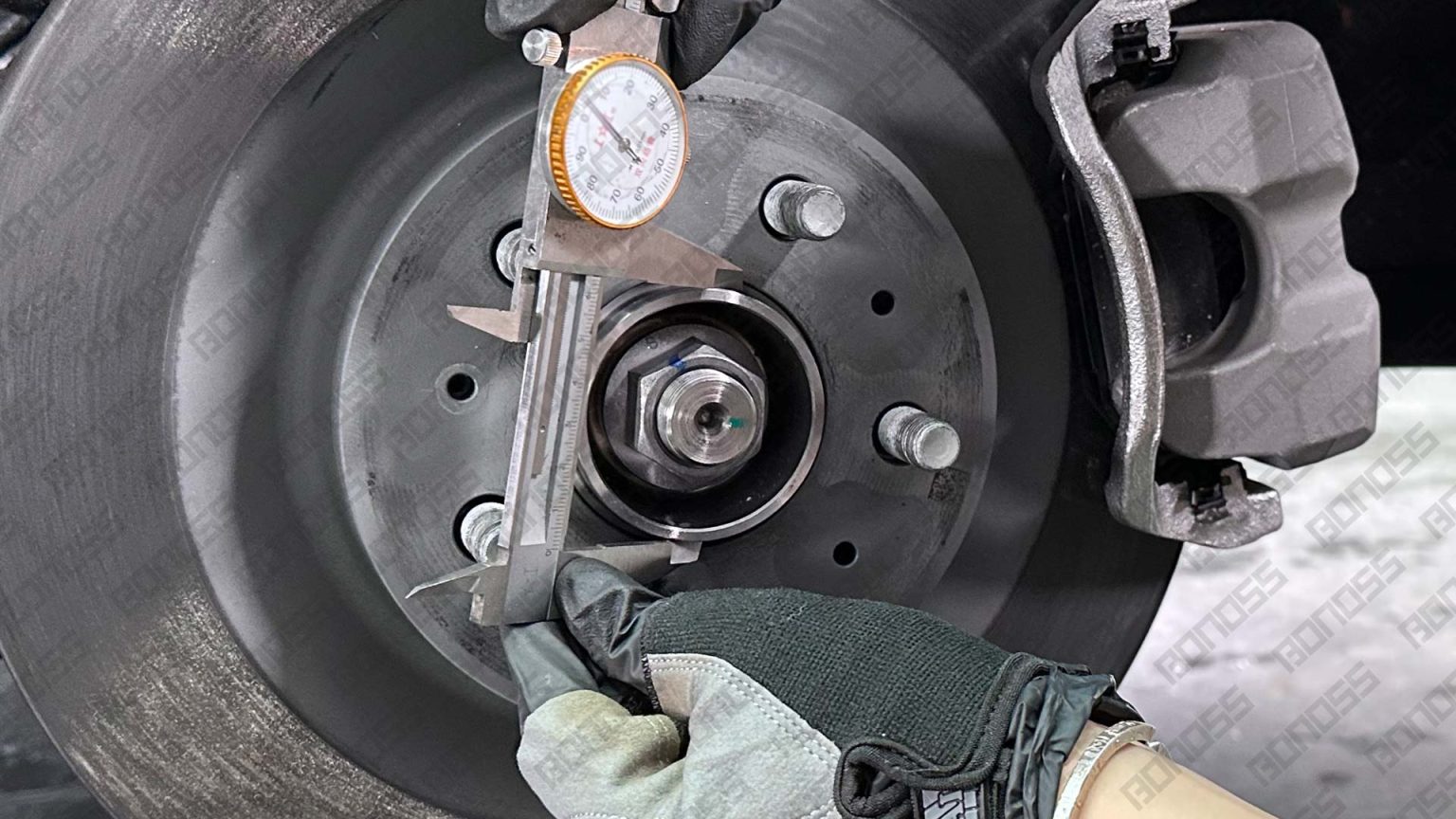 Best 2024 Tesla Model 3 SR PCD CB Wheel Spacer Guide