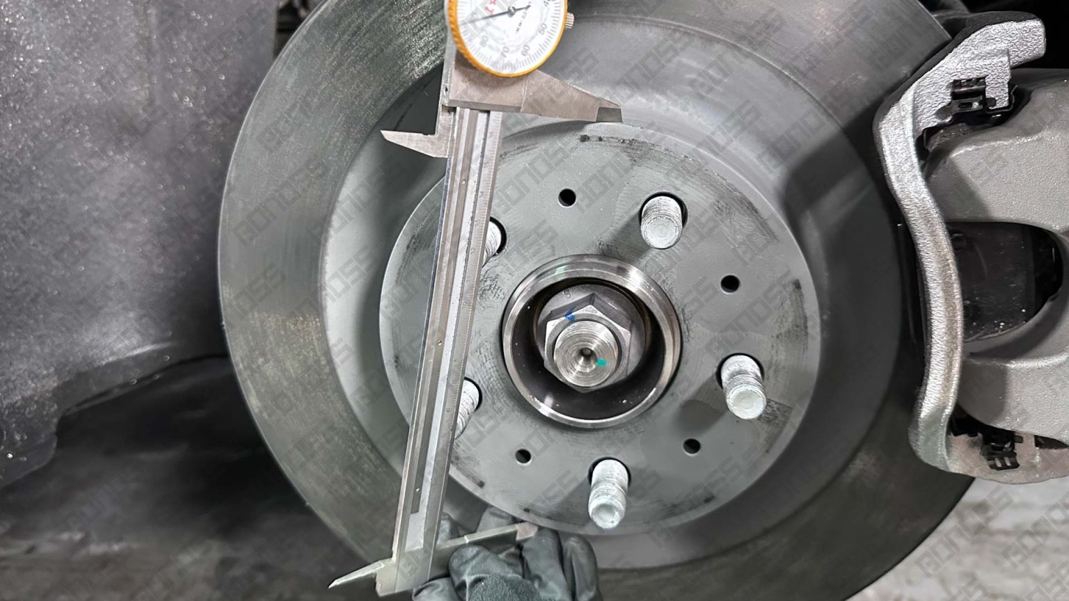 Best 2024 Tesla Model 3 SR PCD CB Wheel Spacer Guide