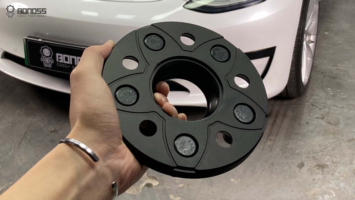 Wheel Spacers for Tesla Model 3 Offset, Torque Tips
